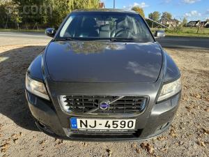 Pelēks Volvo V50 2008 Rīga, ar dzinēja tilpumu 2.00 L un nobraukumu 284 tūkst. km par 2590 €, foto 8 vietnē AUTOMOTO.COM.LV