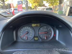 Pelēks Volvo V50 2008 Rīga, ar dzinēja tilpumu 2.00 L un nobraukumu 284 tūkst. km par 2590 €, foto 23 vietnē AUTOMOTO.COM.LV