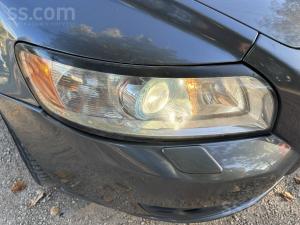 Pelēks Volvo V50 2008 Rīga, ar dzinēja tilpumu 2.00 L un nobraukumu 284 tūkst. km par 2590 €, foto 29 vietnē AUTOMOTO.COM.LV