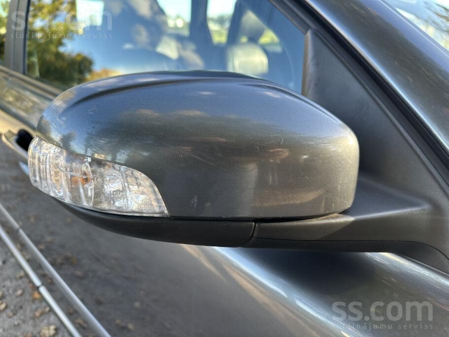 Pelēks Volvo V50 2008 Rīga, ar dzinēja tilpumu 2.00 L un nobraukumu 284 tūkst. km par 2590 €, foto 30 vietnē AUTOMOTO.COM.LV