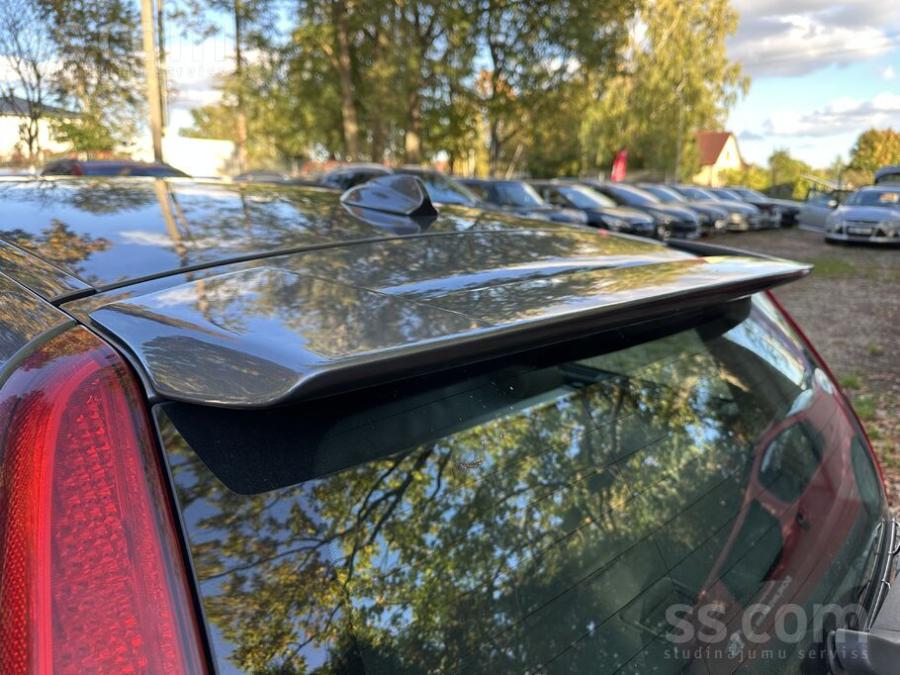 Pelēks Volvo V50 2008 Rīga, ar dzinēja tilpumu 2.00 L un nobraukumu 284 tūkst. km par 2590 €, foto 31 vietnē AUTOMOTO.COM.LV