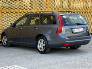 Grey Volvo V50 2009 in Ogre, with an engine capacity of 1.80 L and mileage of 164 thousand km for 4790 €, photo 4 on AUTOMOTO.COM.LV