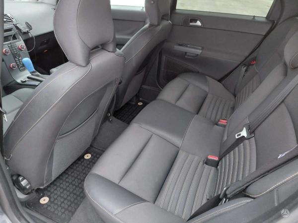 Grey Volvo V50 2009 in Vilnius, with an engine capacity of 2.00 L and mileage of 326 thousand km for 3200 €, photo 10 on AUTOMOTO.COM.LV