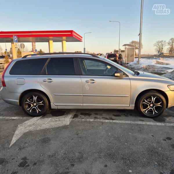 Pelēks Volvo V50 2009 Šauļi, ar dzinēja tilpumu 1.60 L un nobraukumu 278 tūkst. km par 2150 €, foto 7 vietnē AUTOMOTO.COM.LV