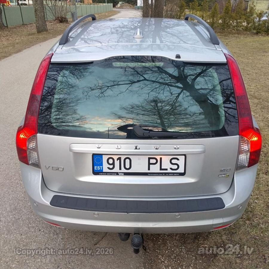 Pelēks Volvo V50 2009 Veru, ar dzinēja tilpumu 1.60 L un nobraukumu 316 tūkst. km par 2750 €, foto 11 vietnē AUTOMOTO.COM.LV