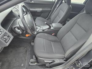 Grey Volvo V50 2009 in Marijampole, with an engine capacity of 1.60 L and mileage of 303 thousand km for 2500 €, photo 11 on AUTOMOTO.COM.LV