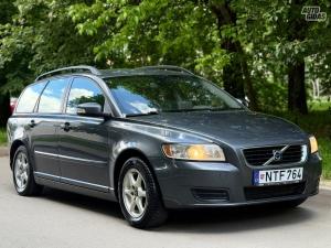 Pelēks Volvo V50 2009 Kauņa, ar dzinēja tilpumu 1.60 L un nobraukumu 346 tūkst. km par 2250 €, foto 3 vietnē AUTOMOTO.COM.LV