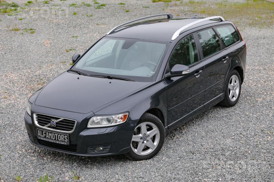 Pelēks Volvo V50 2009 Rīga, ar dzinēja tilpumu 2.40 L un nobraukumu 284 tūkst. km par 3990 €, foto 6 vietnē AUTOMOTO.COM.LV