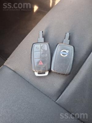 Pelēks Volvo V50 2009 Bauska, ar dzinēja tilpumu 2.00 L un nobraukumu 333 tūkst. km par 1800 €, foto 19 vietnē AUTOMOTO.COM.LV