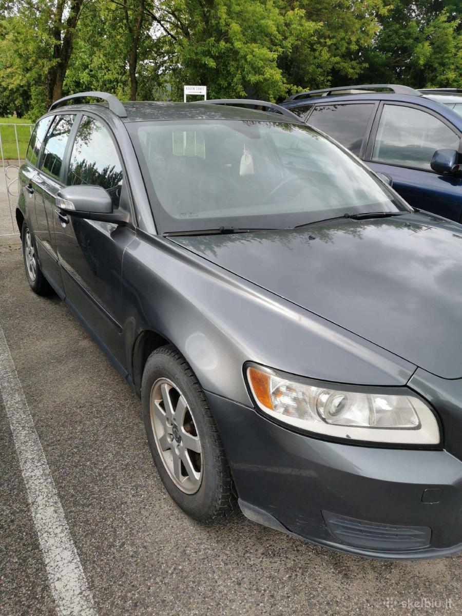 Grey Volvo V50 2009 in Kaunas, with an engine capacity of 1.60 L and mileage of 27 thousand km for 1100 €, photo 1 on AUTOMOTO.COM.LV