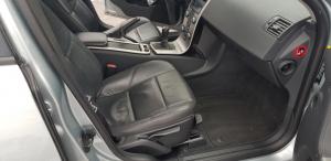 Pelēks Volvo V50 2009 Rīga, ar dzinēja tilpumu 1.60 L un nobraukumu 253 tūkst. km par 3100 €, foto 6 vietnē AUTOMOTO.COM.LV