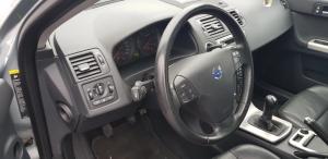 Pelēks Volvo V50 2009 Rīga, ar dzinēja tilpumu 1.60 L un nobraukumu 253 tūkst. km par 3100 €, foto 13 vietnē AUTOMOTO.COM.LV