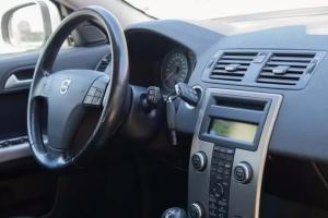 Серый Вольво В50 2009 в Гробиня, объемом двигателя 1.60 л и пробегом 288 тыс. км за 3450 €, фото 15 на AUTOMOTO.COM.LV