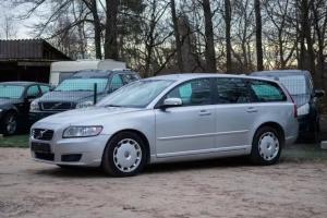 Grey Volvo V50 2009 in Grobiņa, with an engine capacity of 2.00 L and mileage of 311 thousand km for 2750 €, photo 4 on AUTOMOTO.COM.LV