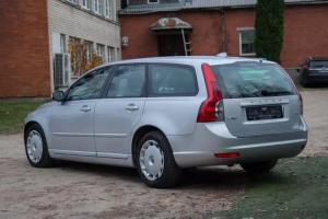 Grey Volvo V50 2009 in Grobiņa, with an engine capacity of 2.00 L and mileage of 311 thousand km for 2750 €, photo 5 on AUTOMOTO.COM.LV