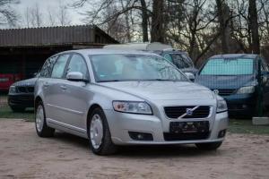 Grey Volvo V50 2009 in Grobiņa, with an engine capacity of 2.00 L and mileage of 311 thousand km for 2750 €, photo 7 on AUTOMOTO.COM.LV