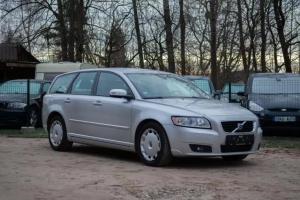 Grey Volvo V50 2009 in Grobiņa, with an engine capacity of 2.00 L and mileage of 311 thousand km for 2750 €, photo 8 on AUTOMOTO.COM.LV