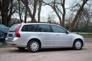 Grey Volvo V50 2009 in Grobiņa, with an engine capacity of 2.00 L and mileage of 311 thousand km for 2750 €, photo 10 on AUTOMOTO.COM.LV