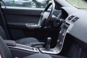 Grey Volvo V50 2009 in Grobiņa, with an engine capacity of 2.00 L and mileage of 311 thousand km for 2750 €, photo 21 on AUTOMOTO.COM.LV