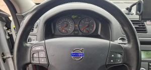 Pelēks Volvo V50 2009 Daugavpils, ar dzinēja tilpumu 2.00 L un nobraukumu 272 tūkst. km par 3750 €, foto 13 vietnē AUTOMOTO.COM.LV