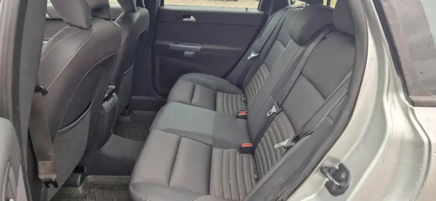 Pelēks Volvo V50 2009 Daugavpils, ar dzinēja tilpumu 2.00 L un nobraukumu 272 tūkst. km par 3750 €, foto 19 vietnē AUTOMOTO.COM.LV