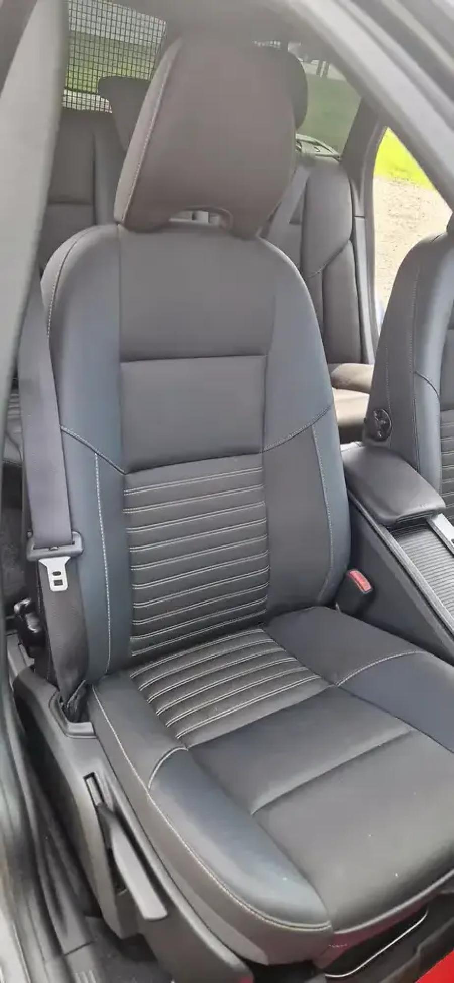 Grey Volvo V50 2009 in Daugavpils, with an engine capacity of 1.60 L and mileage of 278 thousand km for 2350 €, photo 22 on AUTOMOTO.COM.LV