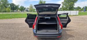 Grey Volvo V50 2009 in Daugavpils, with an engine capacity of 1.60 L and mileage of 278 thousand km for 2350 €, photo 24 on AUTOMOTO.COM.LV