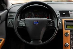 Pelēks Volvo V50 2009 Rīga, ar dzinēja tilpumu 2.00 L un nobraukumu 295 tūkst. km par 2995 €, foto 27 vietnē AUTOMOTO.COM.LV