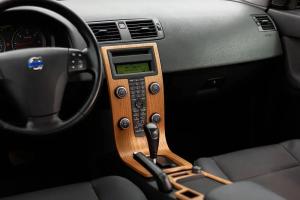 Pelēks Volvo V50 2009 Rīga, ar dzinēja tilpumu 2.00 L un nobraukumu 295 tūkst. km par 2995 €, foto 28 vietnē AUTOMOTO.COM.LV