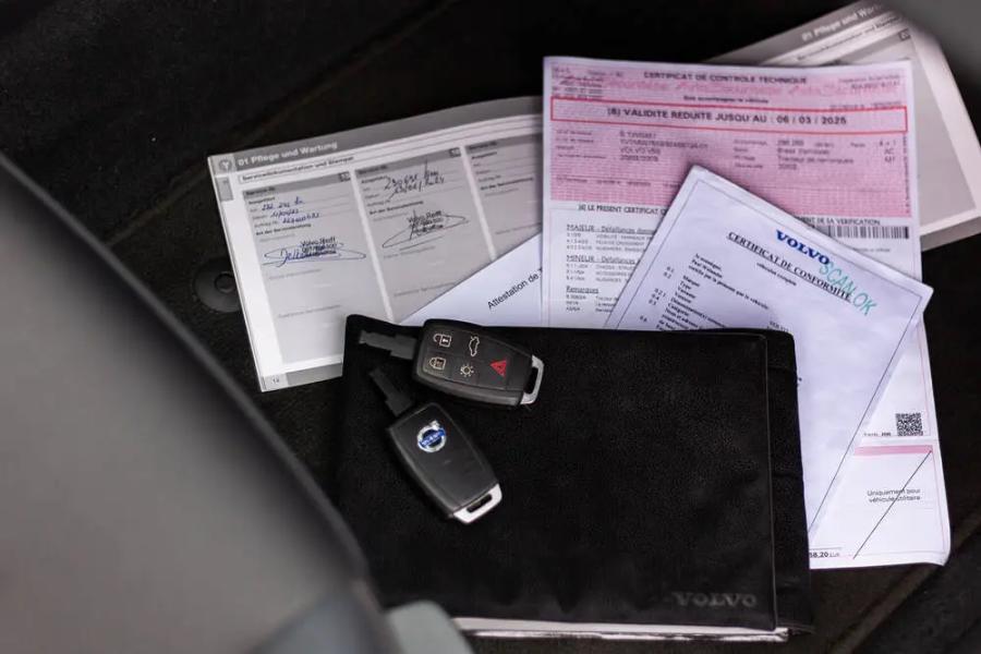 Pelēks Volvo V50 2009 Rīga, ar dzinēja tilpumu 2.00 L un nobraukumu 295 tūkst. km par 2995 €, foto 31 vietnē AUTOMOTO.COM.LV