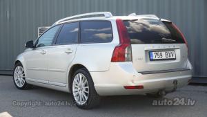 Grey Volvo V50 2009 in Tartu, with an engine capacity of 2.00 L and mileage of 343 thousand km for 3899 €, photo 3 on AUTOMOTO.COM.LV