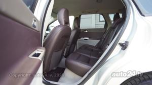 Grey Volvo V50 2009 in Tartu, with an engine capacity of 2.00 L and mileage of 343 thousand km for 3899 €, photo 8 on AUTOMOTO.COM.LV
