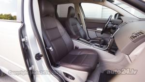 Grey Volvo V50 2009 in Tartu, with an engine capacity of 2.00 L and mileage of 343 thousand km for 3899 €, photo 10 on AUTOMOTO.COM.LV