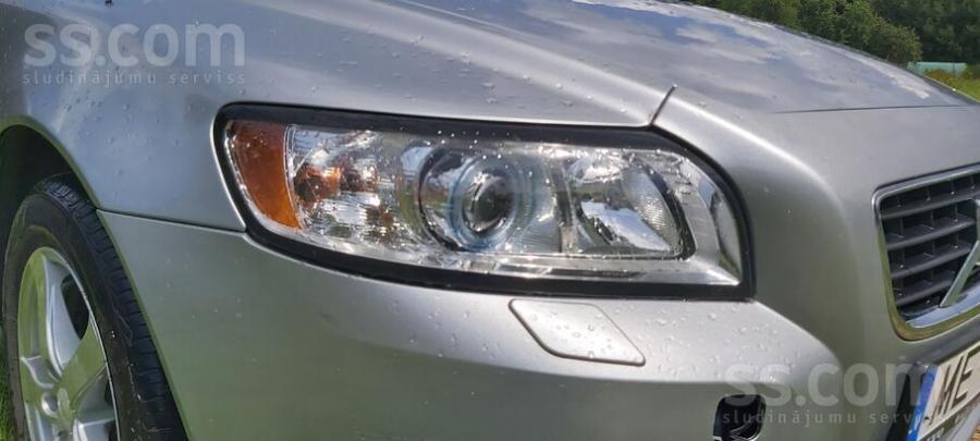 Pelēks Volvo V50 2009 Dobele, ar dzinēja tilpumu 1.60 L un nobraukumu 356 tūkst. km par 1800 €, foto 7 vietnē AUTOMOTO.COM.LV