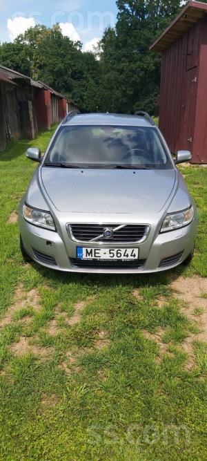 Pelēks Volvo V50 2009 Dobele, ar dzinēja tilpumu 1.60 L un nobraukumu 356 tūkst. km par 1800 €, foto 9 vietnē AUTOMOTO.COM.LV