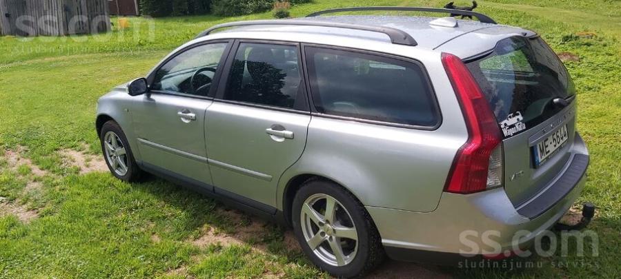 Pelēks Volvo V50 2009 Dobele, ar dzinēja tilpumu 1.60 L un nobraukumu 356 tūkst. km par 1800 €, foto 11 vietnē AUTOMOTO.COM.LV