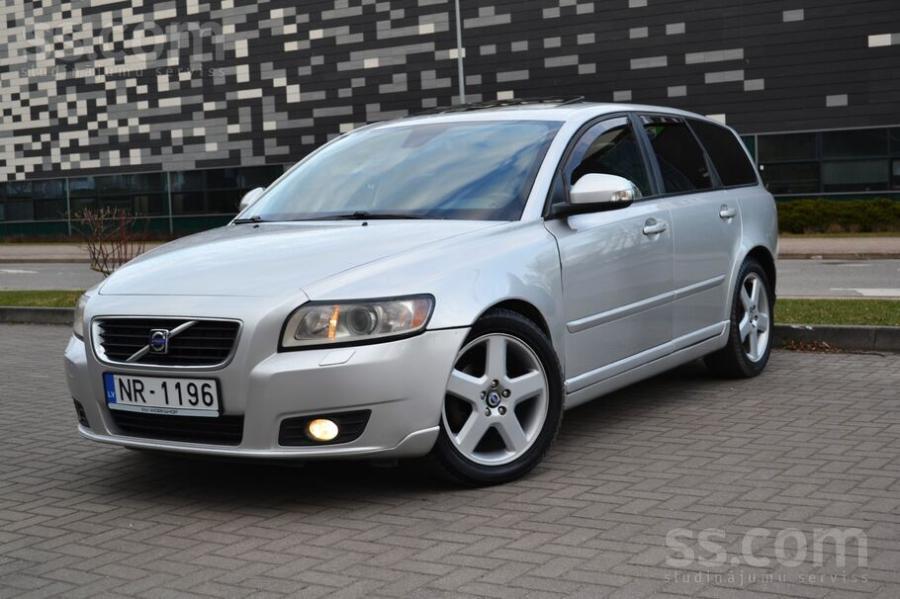 Серый Вольво В50 2009 в Елгава, объемом двигателя 1.60 л и пробегом 354 тыс. км за 3550 €, фото 4 на AUTOMOTO.COM.LV