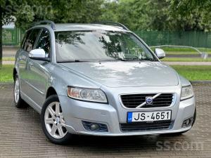 Grey Volvo V50 2009 in Jelgava, with an engine capacity of 1.60 L and mileage of 0 thousand km for 1650 €, photo 3 on AUTOMOTO.COM.LV