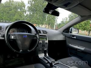 Grey Volvo V50 2009 in Jelgava, with an engine capacity of 1.60 L and mileage of 0 thousand km for 1650 €, photo 14 on AUTOMOTO.COM.LV