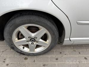 Grey Volvo V50 2009 in Riga, with an engine capacity of 1.60 L and mileage of 288 thousand km for 1900 €, photo 10 on AUTOMOTO.COM.LV