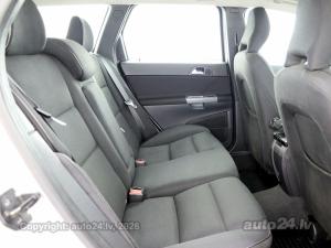 Pelēks Volvo V50 2009 Tallina, ar dzinēja tilpumu 1.60 L un nobraukumu 379 tūkst. km par 1599 €, foto 8 vietnē AUTOMOTO.COM.LV