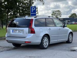 Pelēks Volvo V50 2009 Klaipėda, ar dzinēja tilpumu 1.56 L un nobraukumu 245 tūkst. km par 1900 €, foto 4 vietnē AUTOMOTO.COM.LV