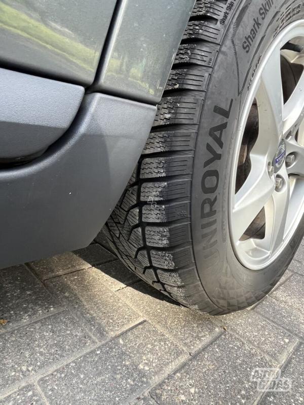 Grey Volvo V50 2009 in Kaunas, with an engine capacity of 1.60 L and mileage of 262 thousand km for 3500 €, photo 9 on AUTOMOTO.COM.LV