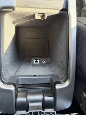 Pelēks Volvo V50 2009 Ventspils, ar dzinēja tilpumu 1.60 L un nobraukumu 255 tūkst. km par 1590 €, foto 14 vietnē AUTOMOTO.COM.LV