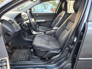 Grey Volvo V50 2009 in Klaipeda, with an engine capacity of 2.00 L and mileage of 305 thousand km for 2350 €, photo 10 on AUTOMOTO.COM.LV
