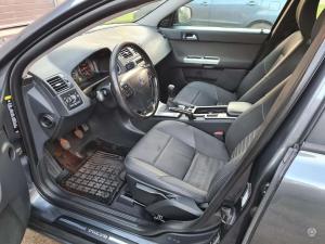 Grey Volvo V50 2009 in Klaipeda, with an engine capacity of 2.00 L and mileage of 305 thousand km for 2350 €, photo 15 on AUTOMOTO.COM.LV