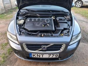 Grey Volvo V50 2009 in Klaipeda, with an engine capacity of 2.00 L and mileage of 305 thousand km for 2350 €, photo 28 on AUTOMOTO.COM.LV