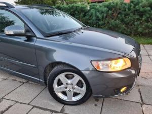 Grey Volvo V50 2009 in Klaipeda, with an engine capacity of 2.00 L and mileage of 305 thousand km for 2350 €, photo 38 on AUTOMOTO.COM.LV