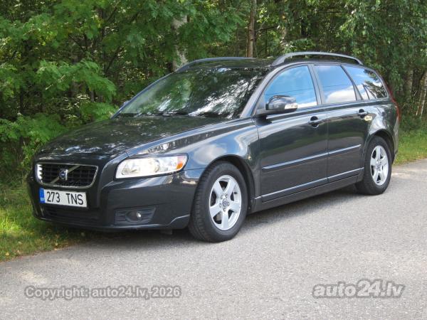 Вольво В50 2009 в Тарту на AUTOMOTO.COM.LV Серый Вольво В50 2009 в Тарту, объемом двигателя 1.60 л и пробегом 239 тыс. км за 3590 €, фото 1 на AUTOMOTO.COM.LV