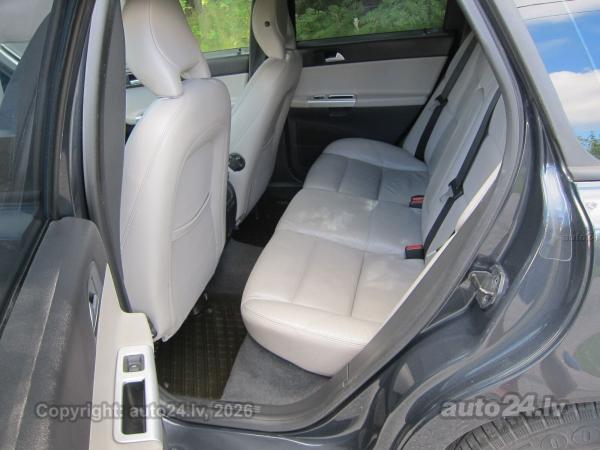 Вольво В50 2009 в Тарту на AUTOMOTO.COM.LV Серый Вольво В50 2009 в Тарту, объемом двигателя 1.60 л и пробегом 239 тыс. км за 3590 €, фото 10 на AUTOMOTO.COM.LV